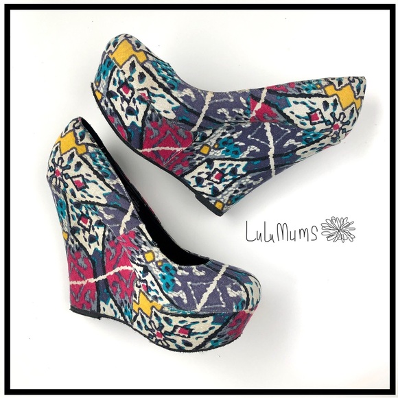 Steve Madden | Shoes | Steve Madden Pammy Wedge Platform Shoes 7m ...